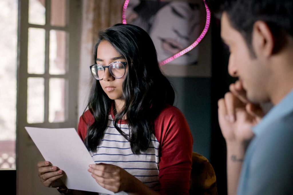 Mismatched Season 2 Episode 2 Girl In The Middle Review: Clichéd Plot ...